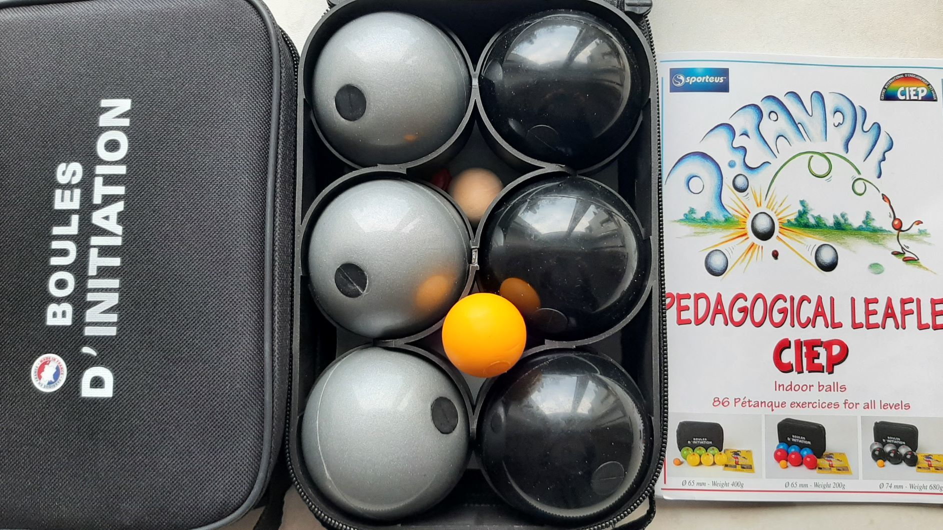 Koule na pétanque indoor | Škola pétanque